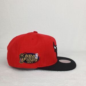 Mitchell & Ness | Accessories | Chicago Bulls Mitchell Ness Nba ...